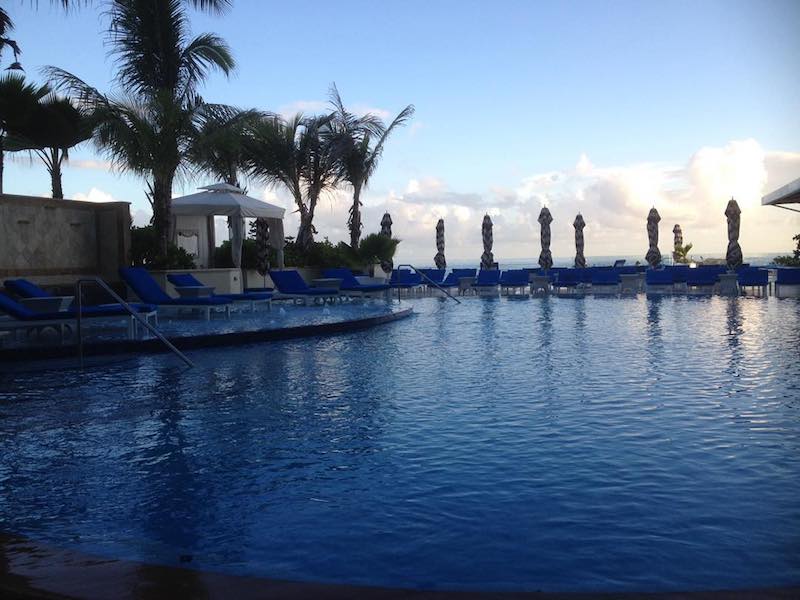 7 Best Hotel Infinity Pools in the Caribbean